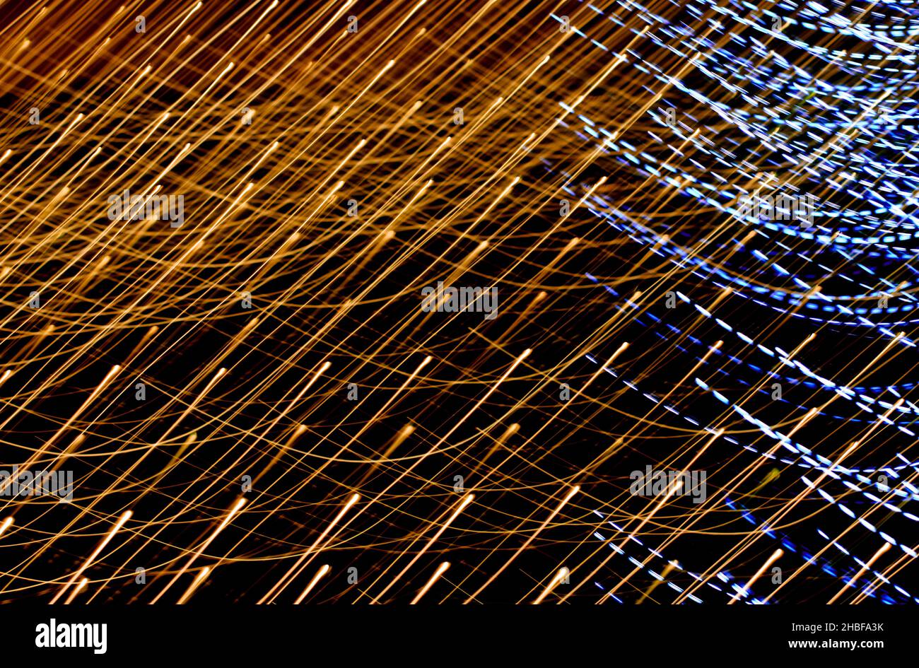 Light art trail hi-res stock photography and images - Alamy