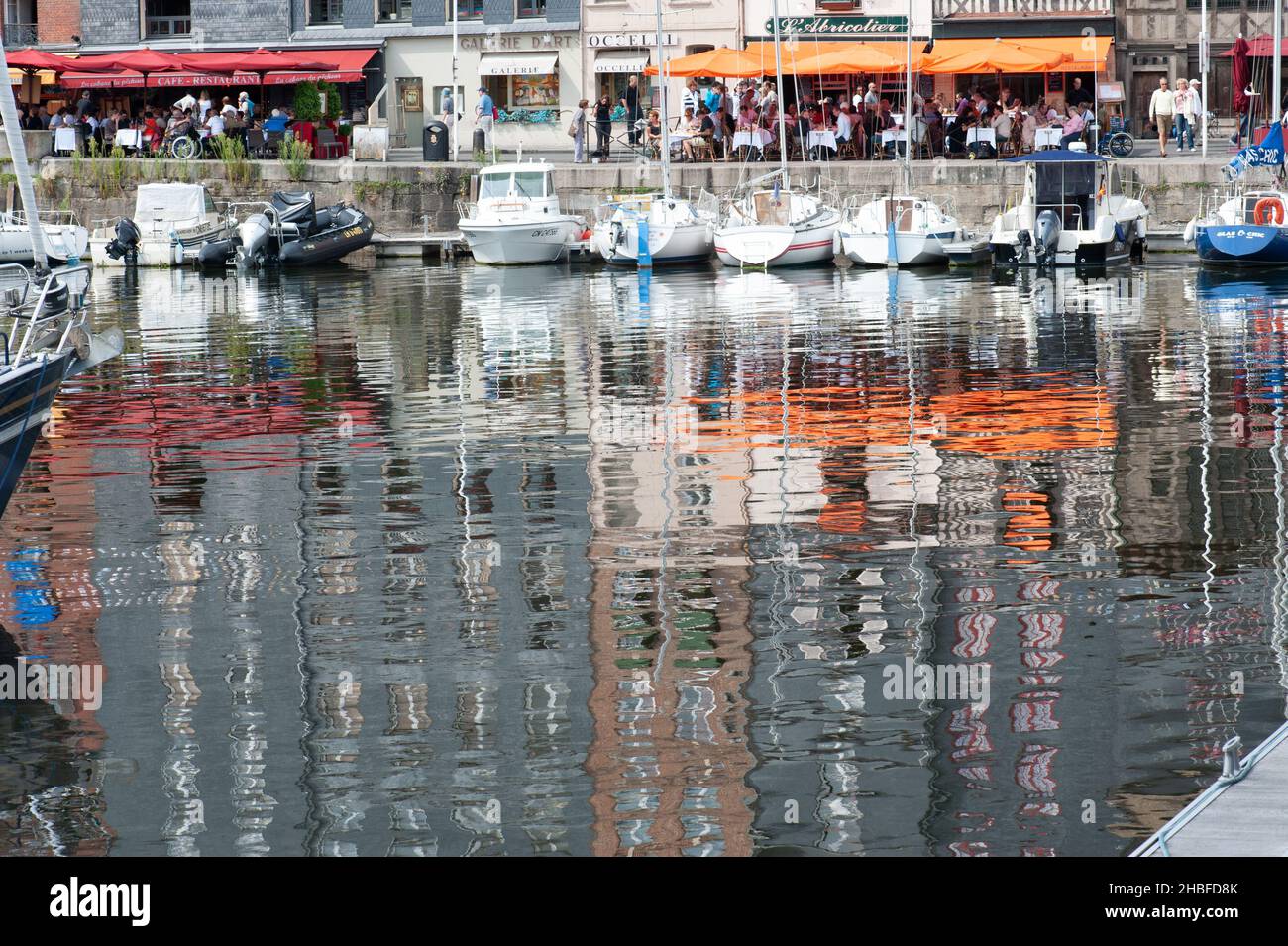 Iconic reflections hi-res stock photography and images - Alamy