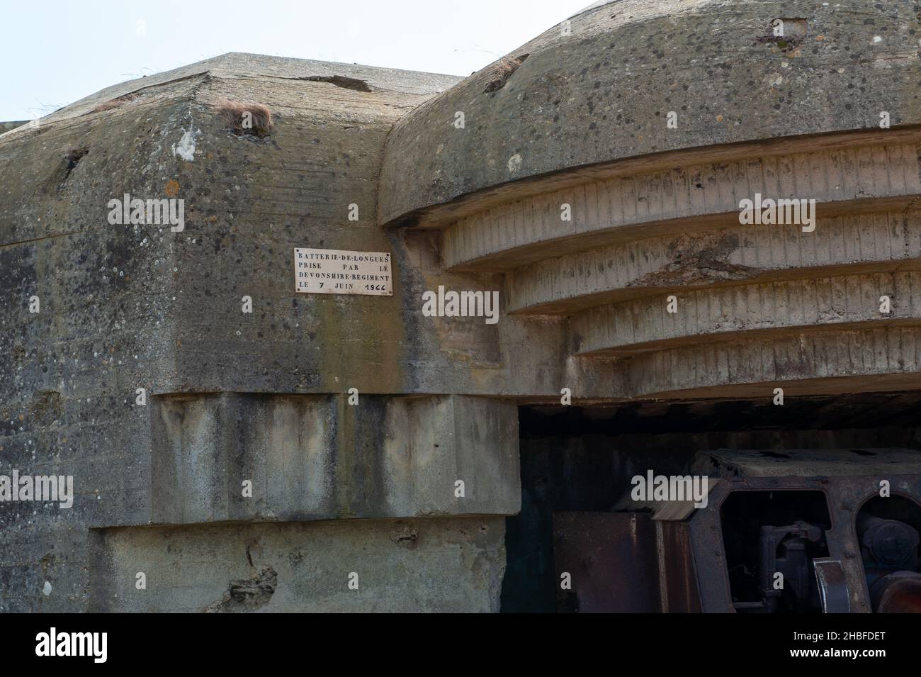 Bunkers and cannons hi-res stock photography and images - Alamy