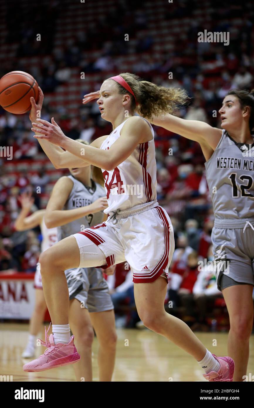 Grace berger hi-res stock photography and images - Alamy