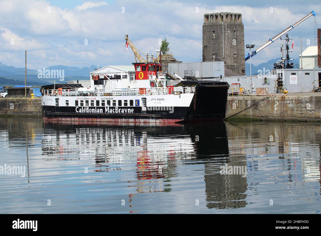 Calmac car ferry hi-res stock photography and images - Alamy