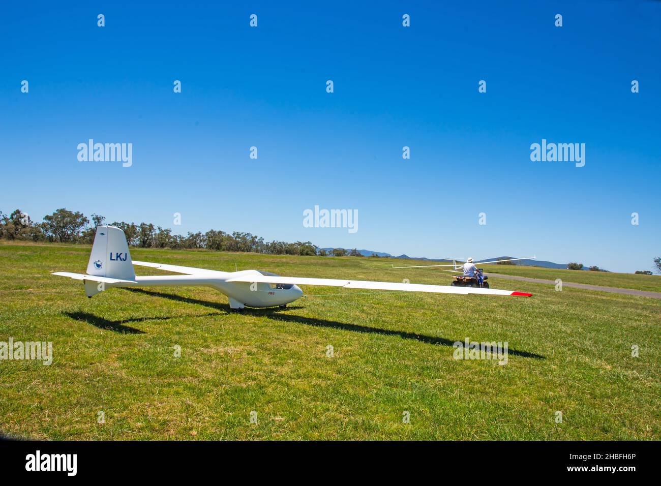 Landing strip hi-res stock photography and images - Alamy