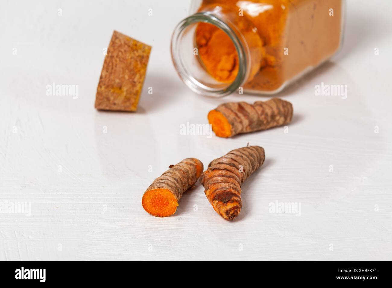 Fresh organic root and turmeric powder - Curcuma longa Stock Photo - Alamy
