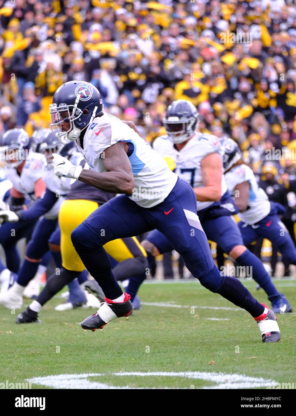 December 19th, 2021: Julio Jones #2 during the Pittsburgh Steelers vs ...