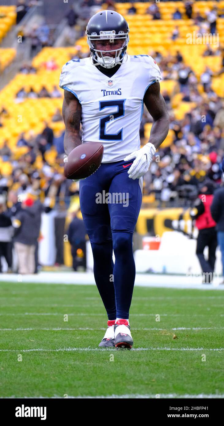 Pittsburgh, PA, USA. 19th Dec, 2021. Julio Jones #2 during the ...