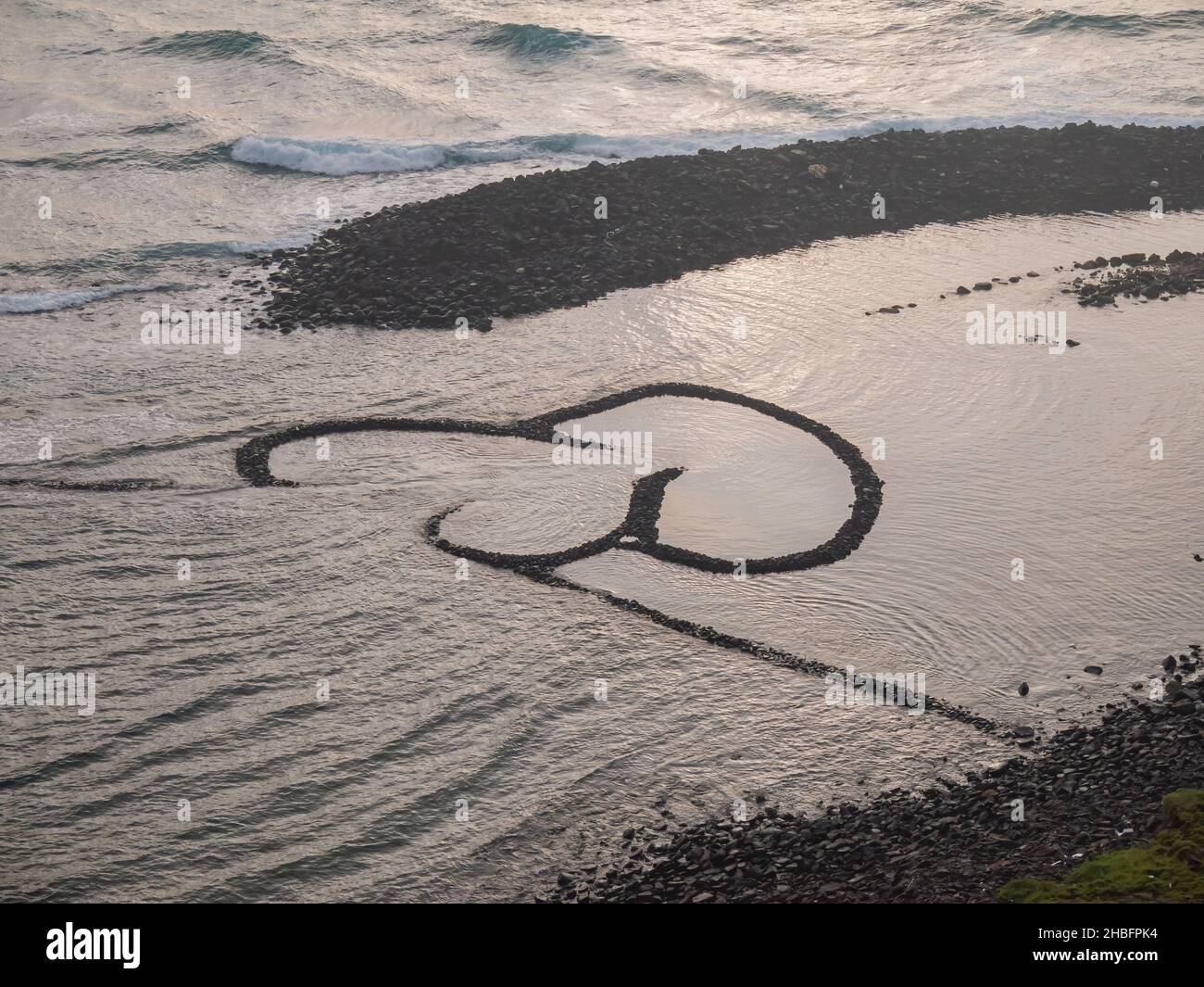 Stone Tidal Weirs High Resolution Stock Photography and Images - Alamy