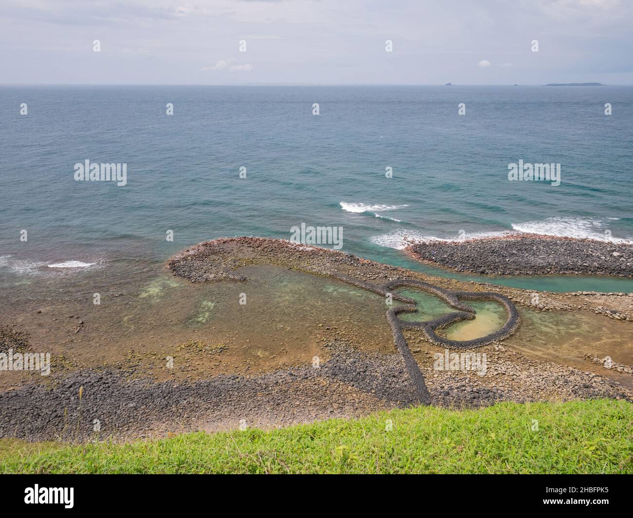 Stone tidal weirs hi-res stock photography and images - Alamy