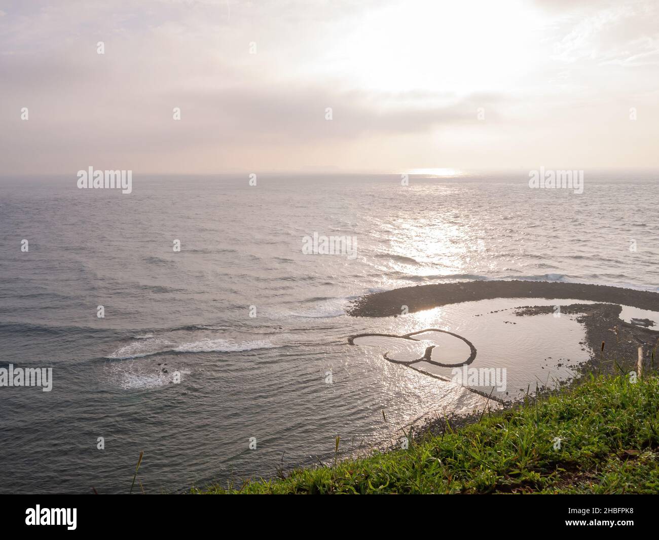 Stone tidal weirs hi-res stock photography and images - Alamy