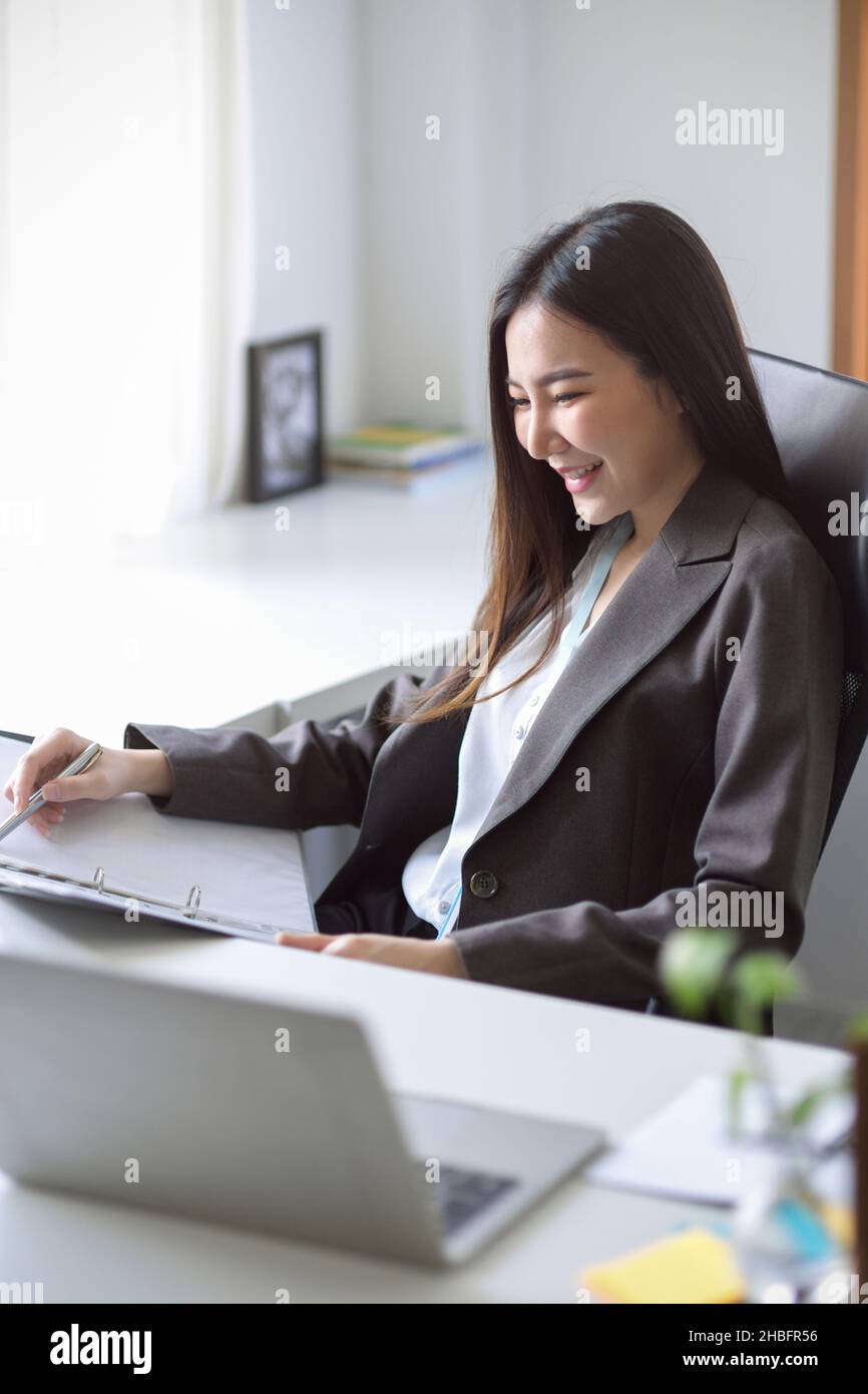 Looking satisfied after a job hi-res stock photography and images - Alamy