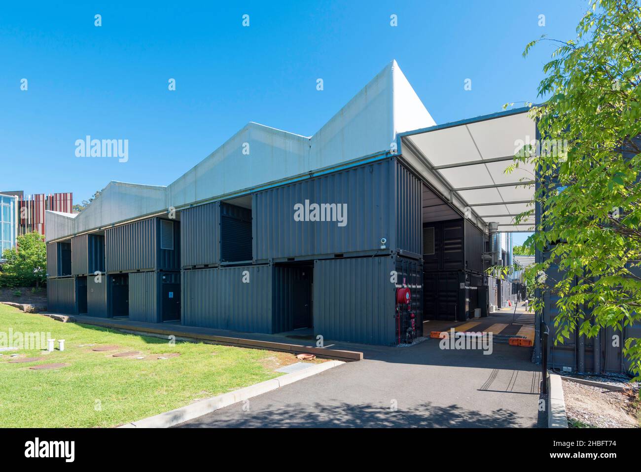 Recycled shipping container hi-res stock photography and images - Alamy