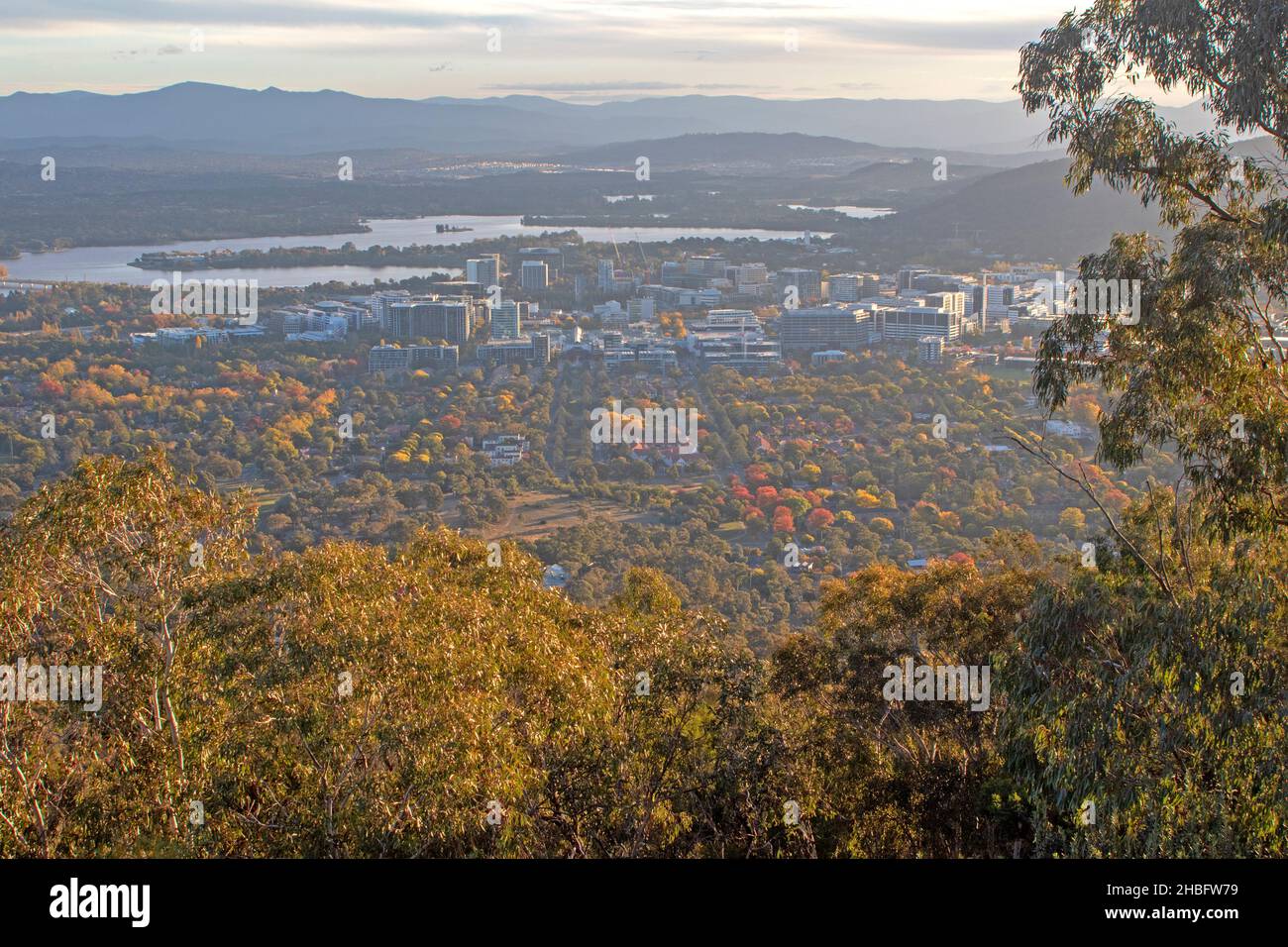 View of Canberra from Mt Ainslie Stock Photo - Alamy