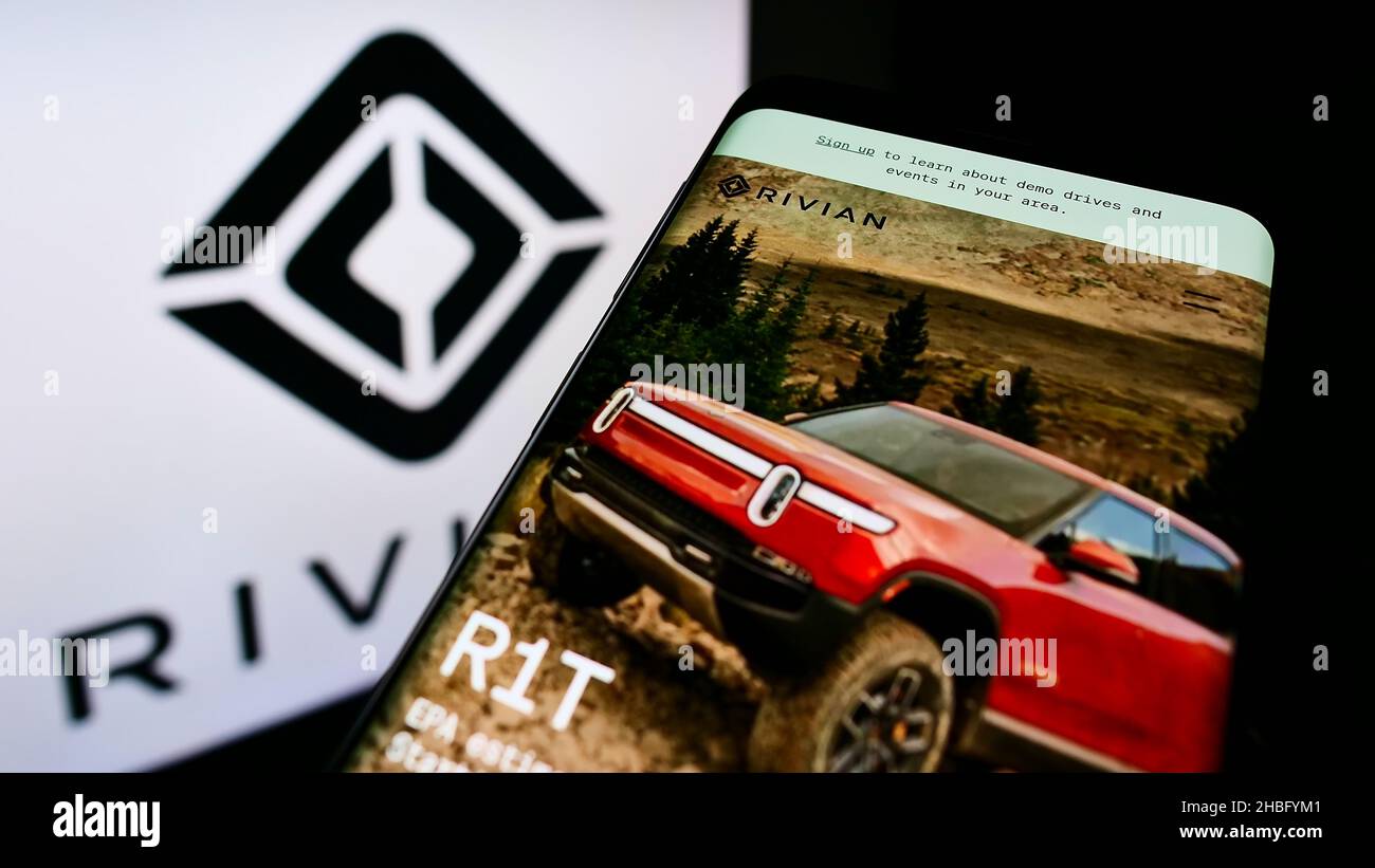 Rivian logo hi-res stock photography and images - Alamy