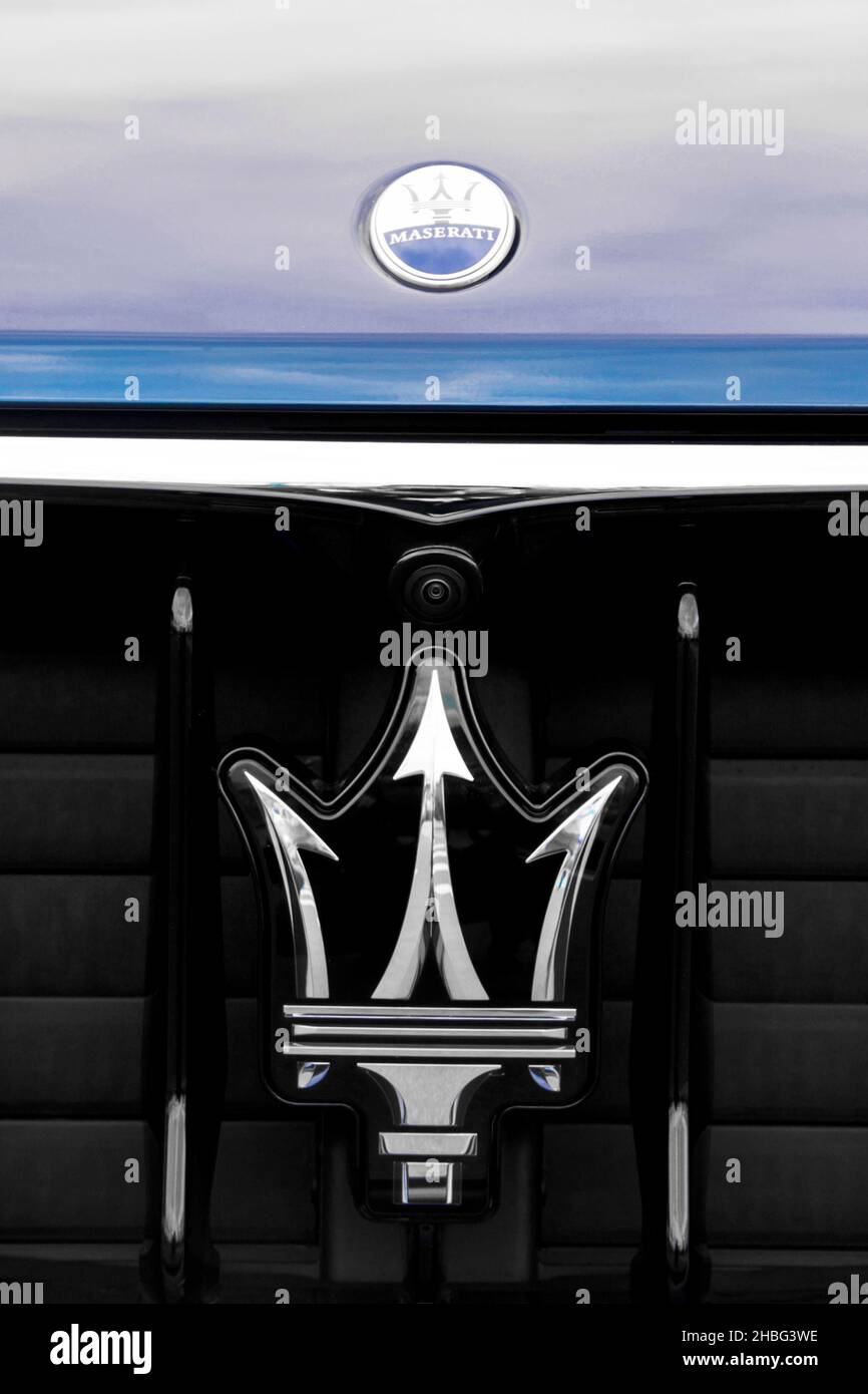 Maserati emblem hi-res stock photography and images - Alamy