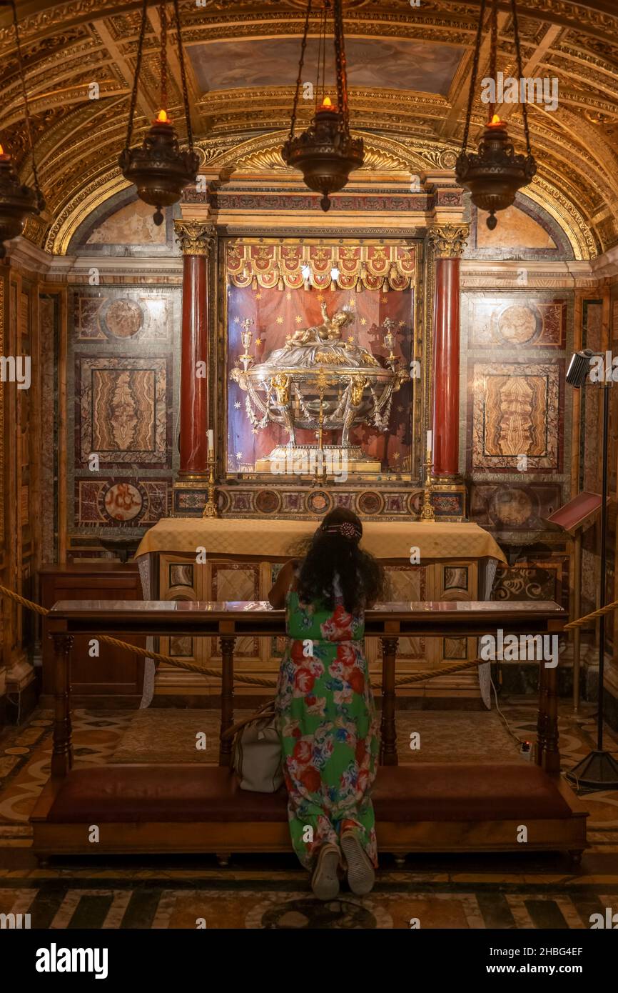 Relics of the holy crib in santa maria hi-res stock photography and ...