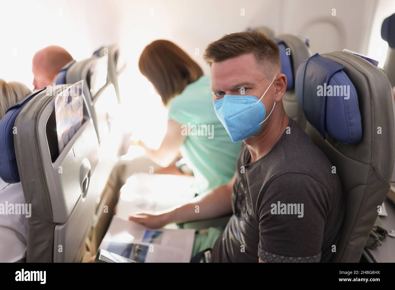 Couple flying business class hi-res stock photography and images - Alamy