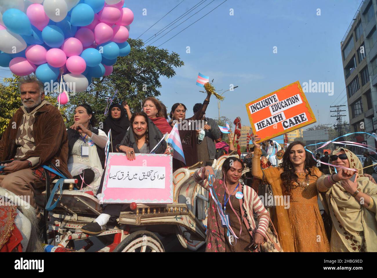 Lahore, Pakistan. 19th Dec, 2021. Pakistani members of Transgender ...
