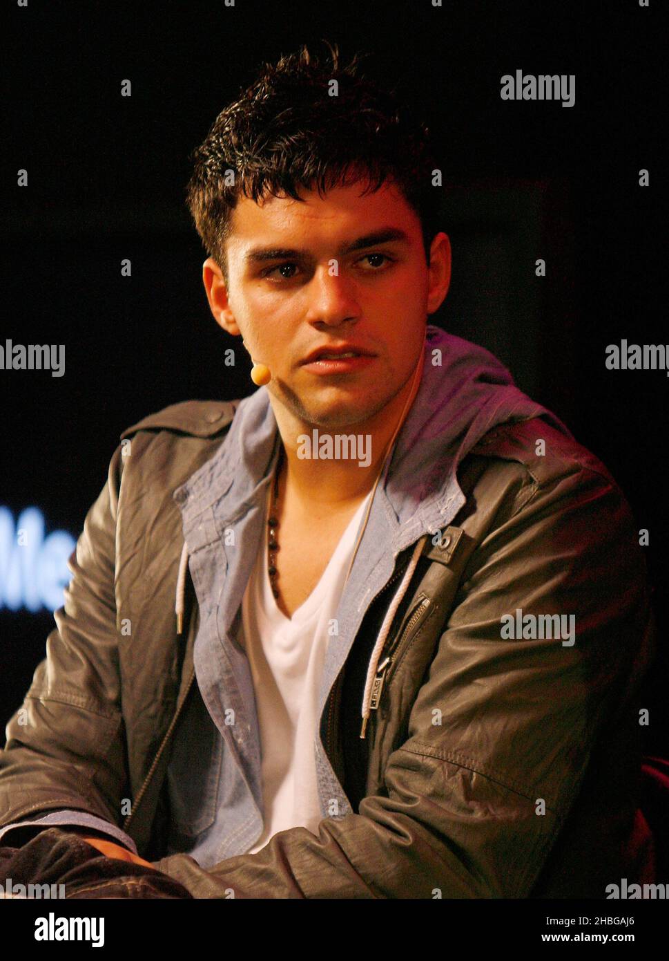 Sean Teale speaks during the Meet the Cast: Skins event at the Apple ...