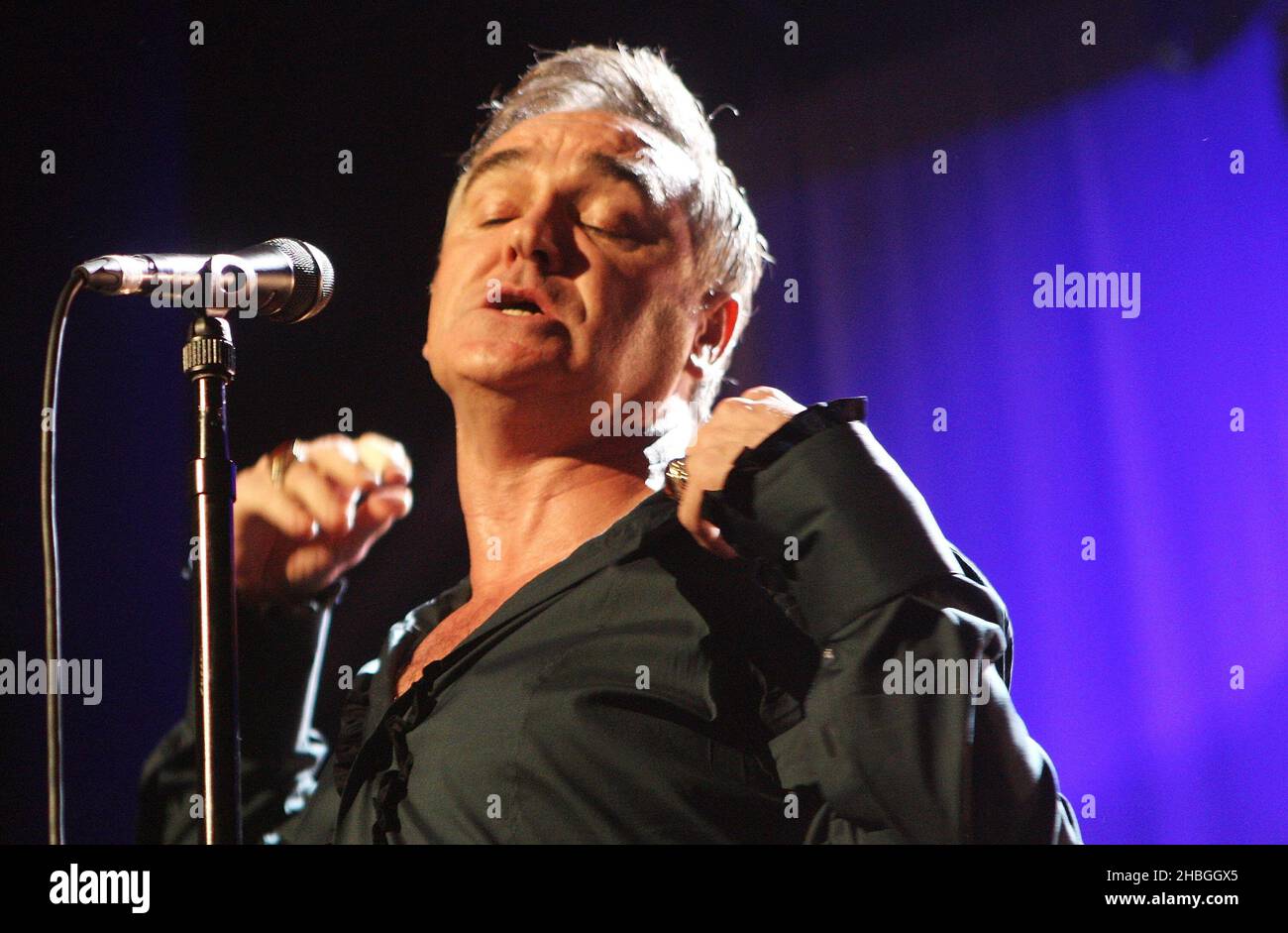 Morrissey in concert london hi-res stock photography and images - Alamy