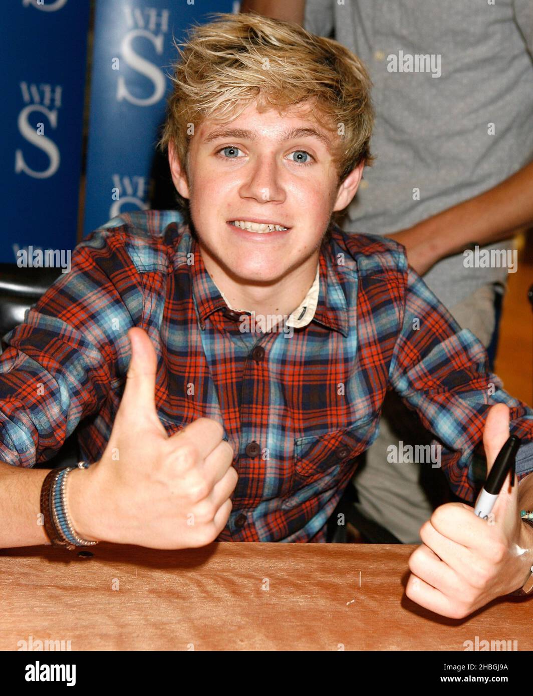 Naill horan from one direction hi-res stock photography and images - Alamy