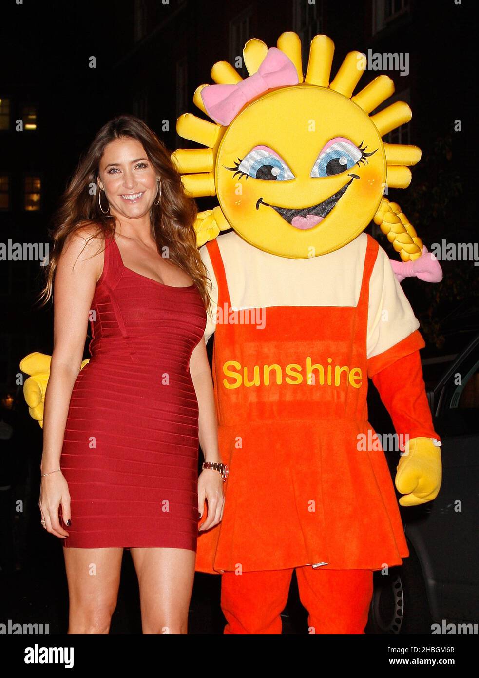 Lisa Snowdon switches on Marylebone High Street Christmas Lights in ...