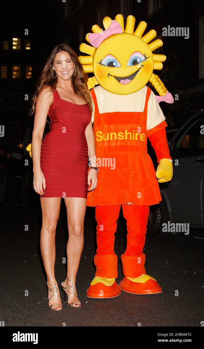 Lisa Snowdon switches on Marylebone High Street Christmas Lights in ...