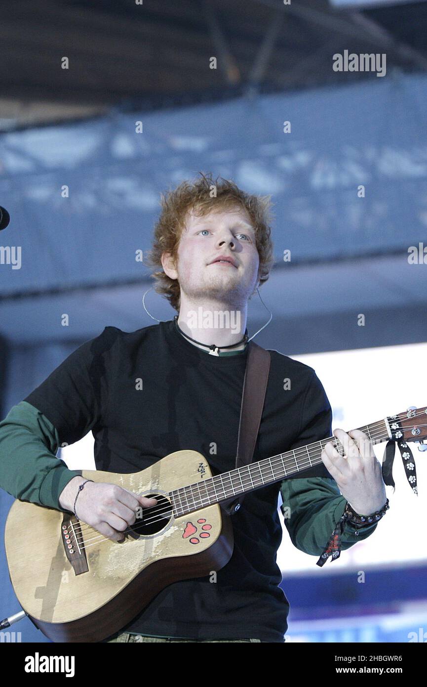 Ed sheeran capital fms summertime ball wembley stadium hi-res stock ...