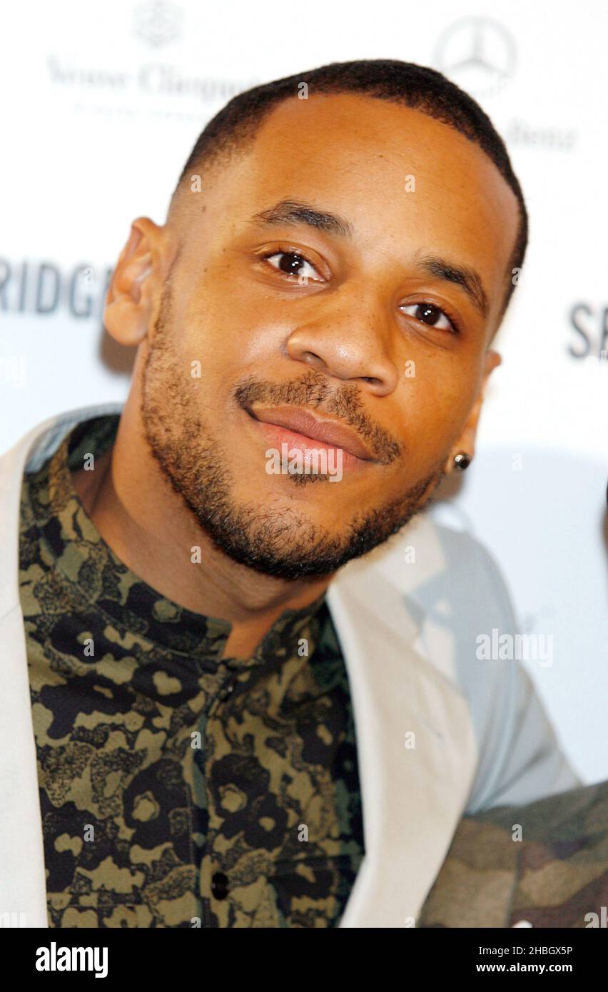 Reggie yates arriving london collections hi-res stock photography and ...