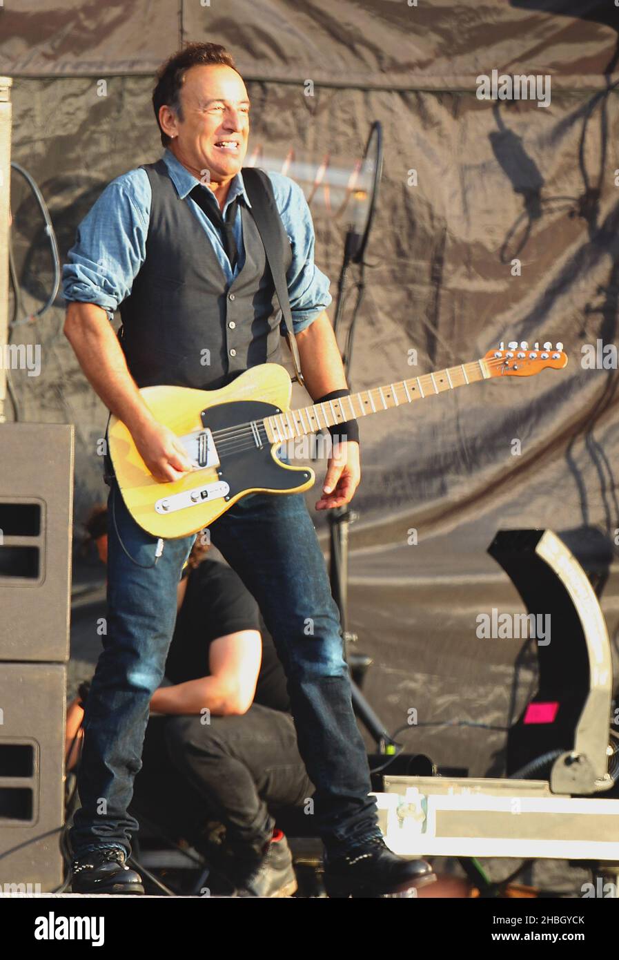 Bruce springsteen guitar hi-res stock photography and images - Alamy