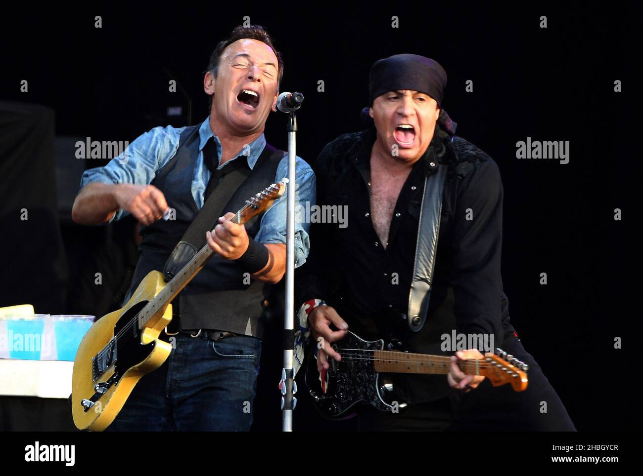 Bruce Springsteen and Little Stevie Van Zandt perform and headline on ...