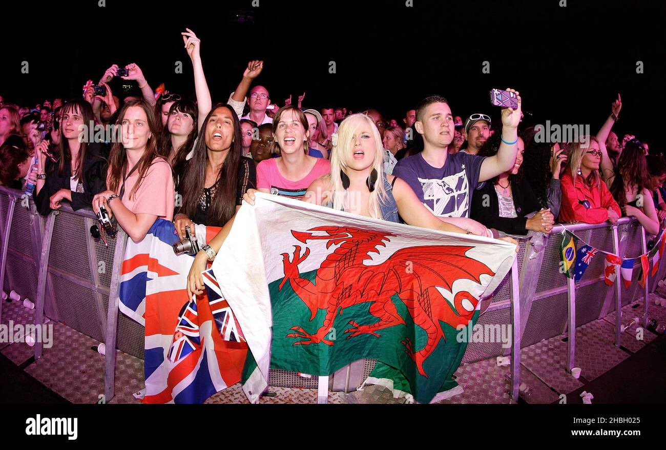 Entertainment at the opening ceremony hi-res stock photography and ...