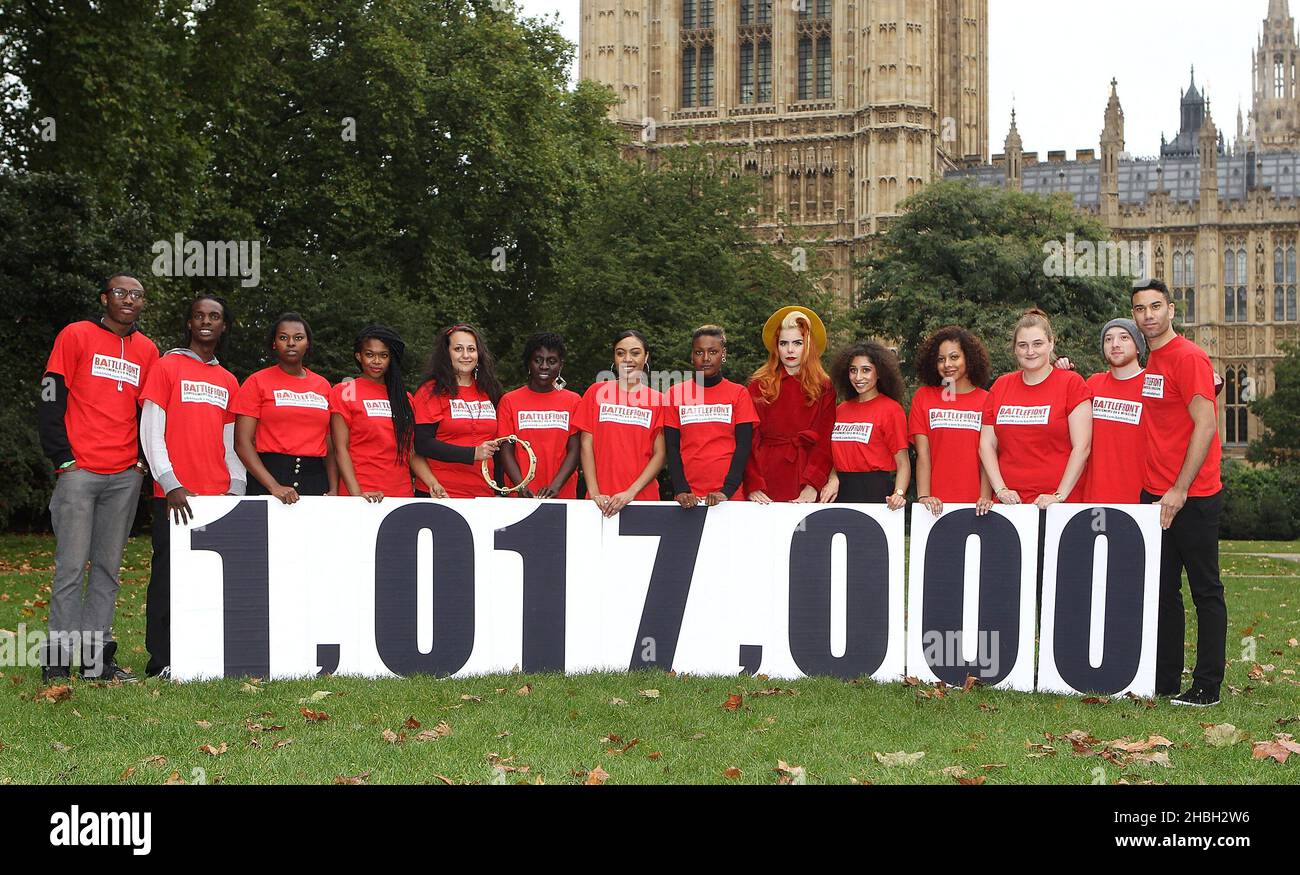 Paloma young hi-res stock photography and images - Alamy