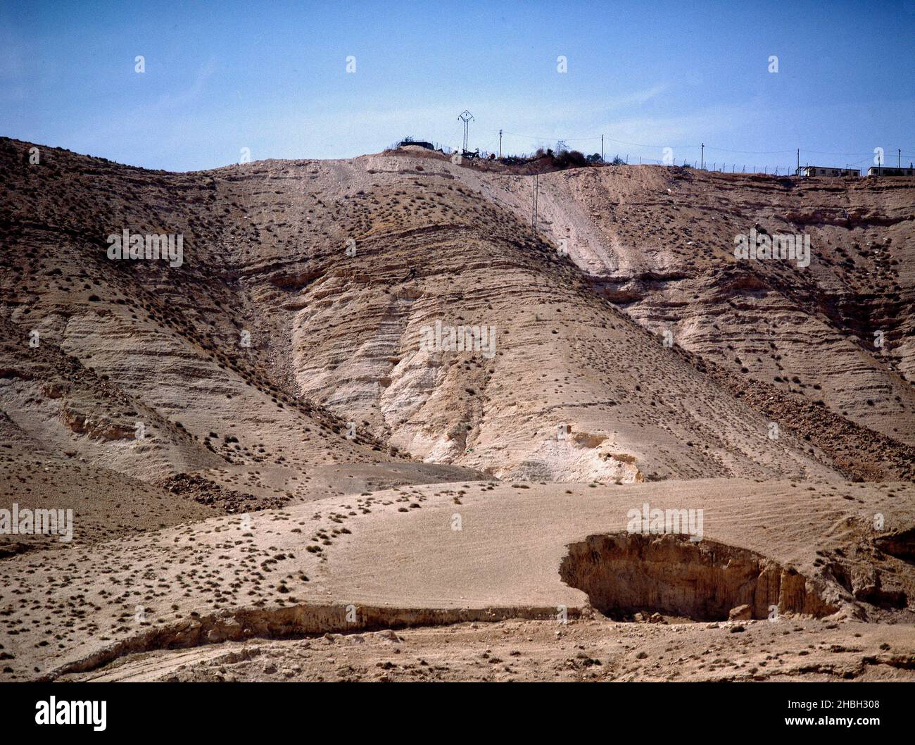 VALLE DEL RIO JORDAN-RIO POR 4 CURSOS DE AGUA QUE BAJAN DE LA ...