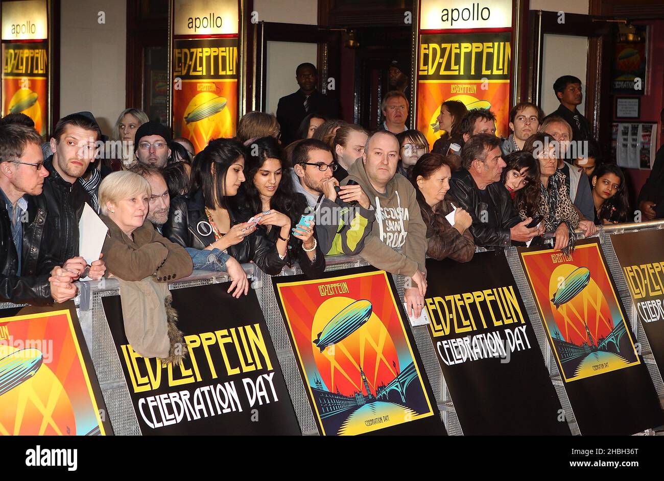 General View of Crowd Fans at the Led Zeppelin Celebration Day Premiere ...