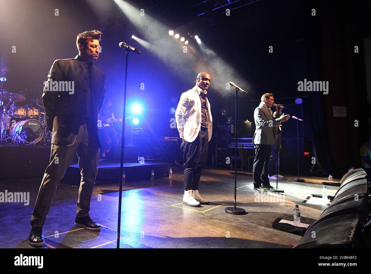 Duncan James, Simon Webbe,Lee Ryan and Anthony Costa of Blue perform at ...