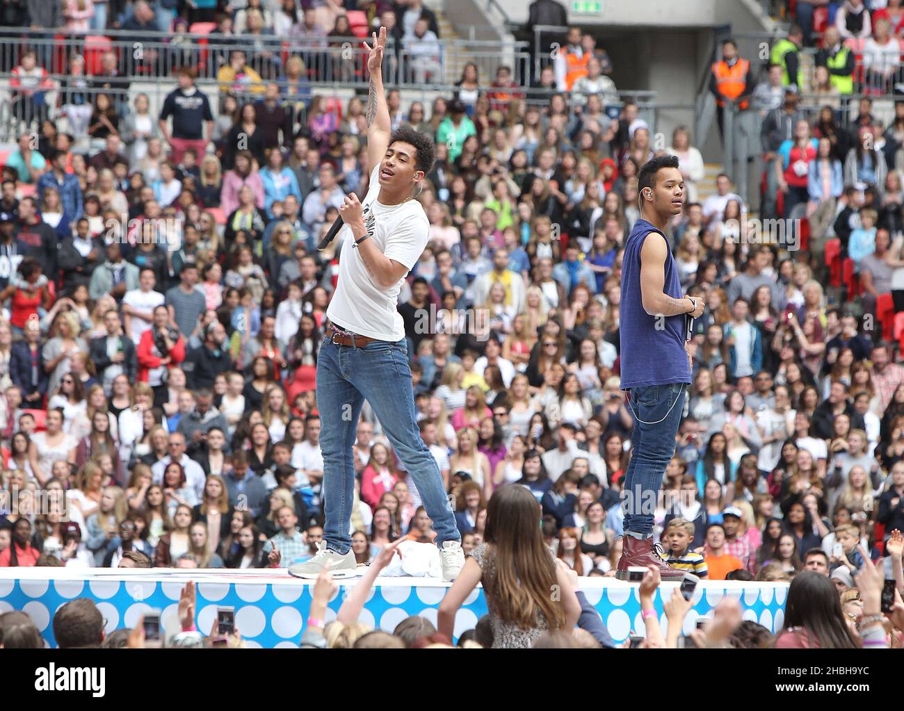 Jordan Stevens and Harley Alexander Sule of Rizzle Kicks perform on ...