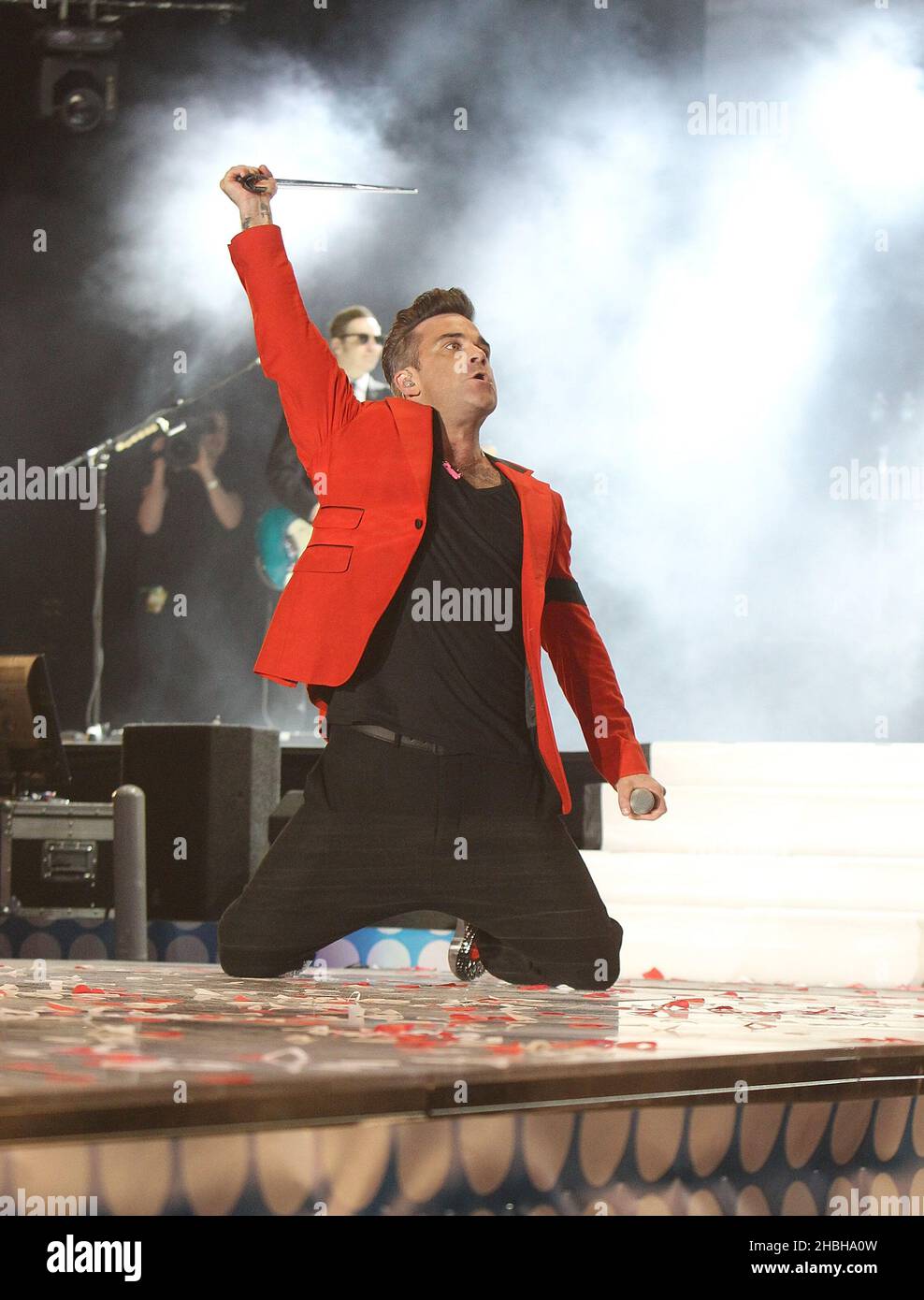 Robbie Williams performs on stage at Capital FM's Summertime Ball at ...