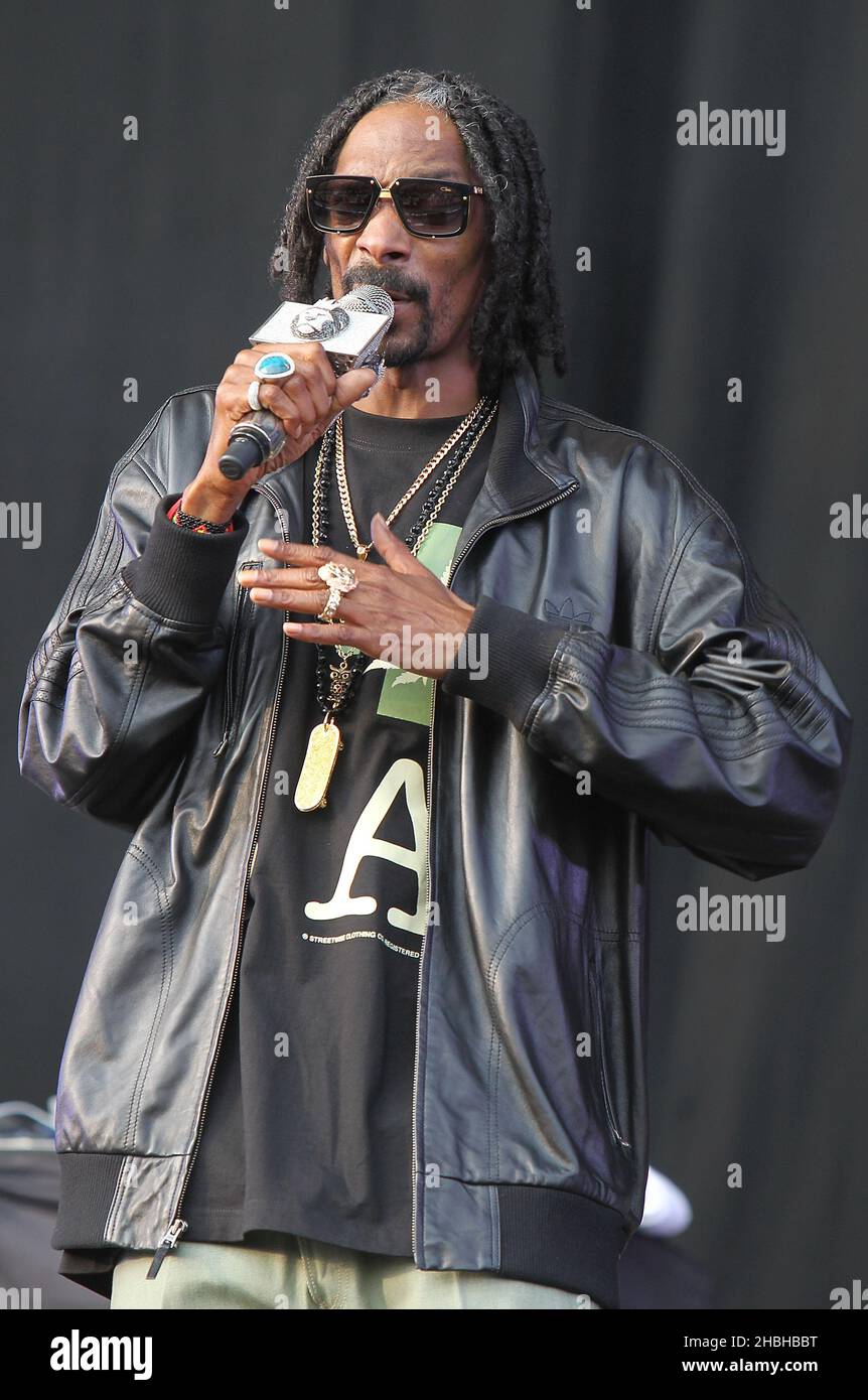 Snoop dogg show hi-res stock photography and images - Alamy