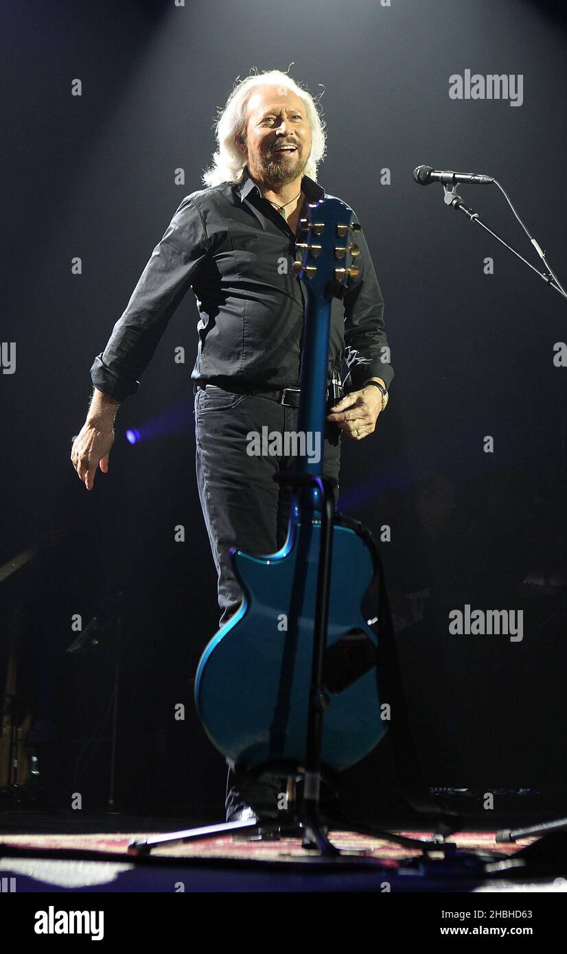 Barry Gibb performing live at the O2 Arena in London Stock Photo - Alamy