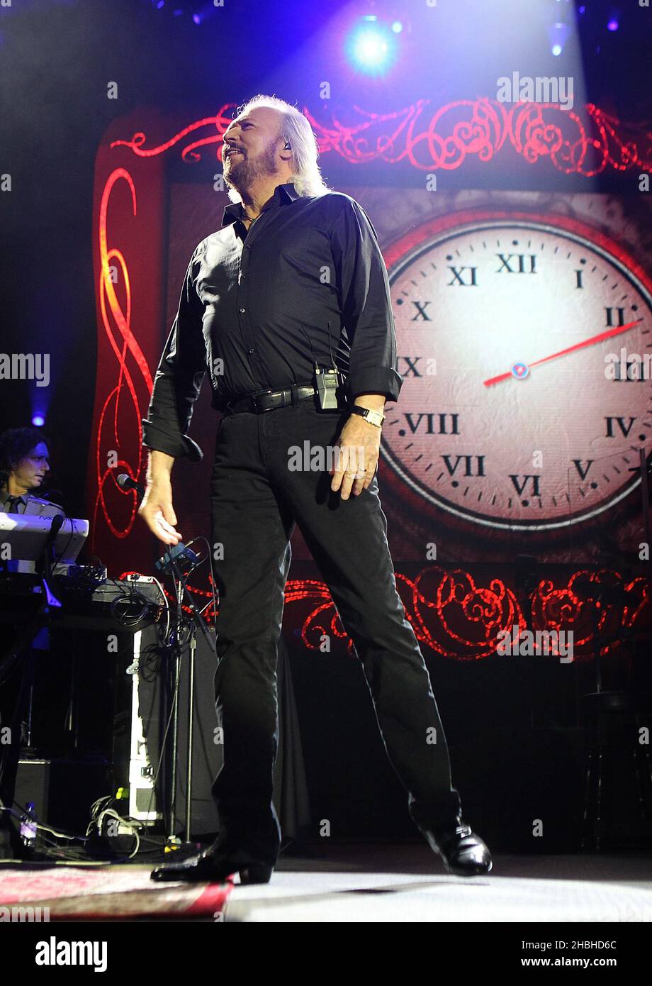 Barry Gibb performing live at the O2 Arena in London Stock Photo - Alamy