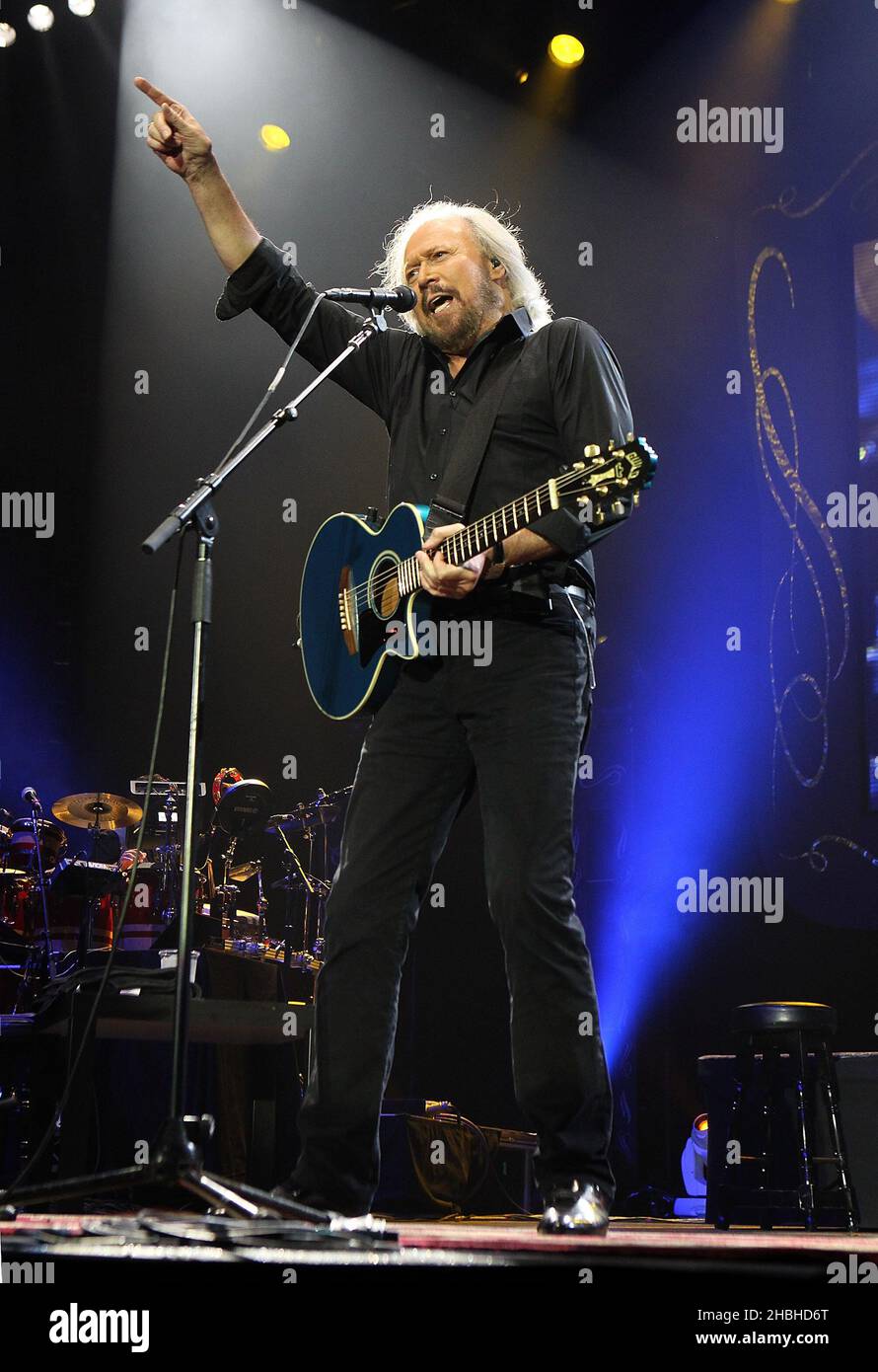 Barry Gibb performing live at the O2 Arena in London Stock Photo - Alamy