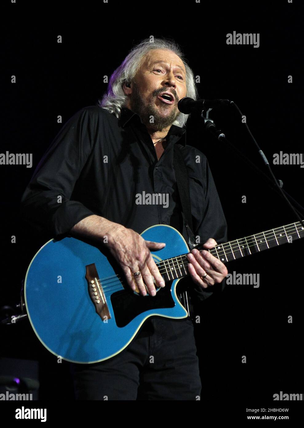 Barry Gibb performing live at the O2 Arena in London Stock Photo - Alamy