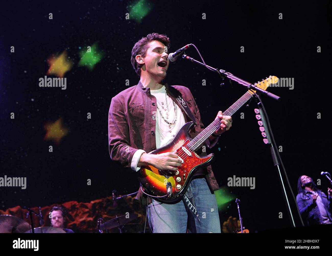 John Mayer performs on stage at the 02 Arena in London Stock Photo - Alamy