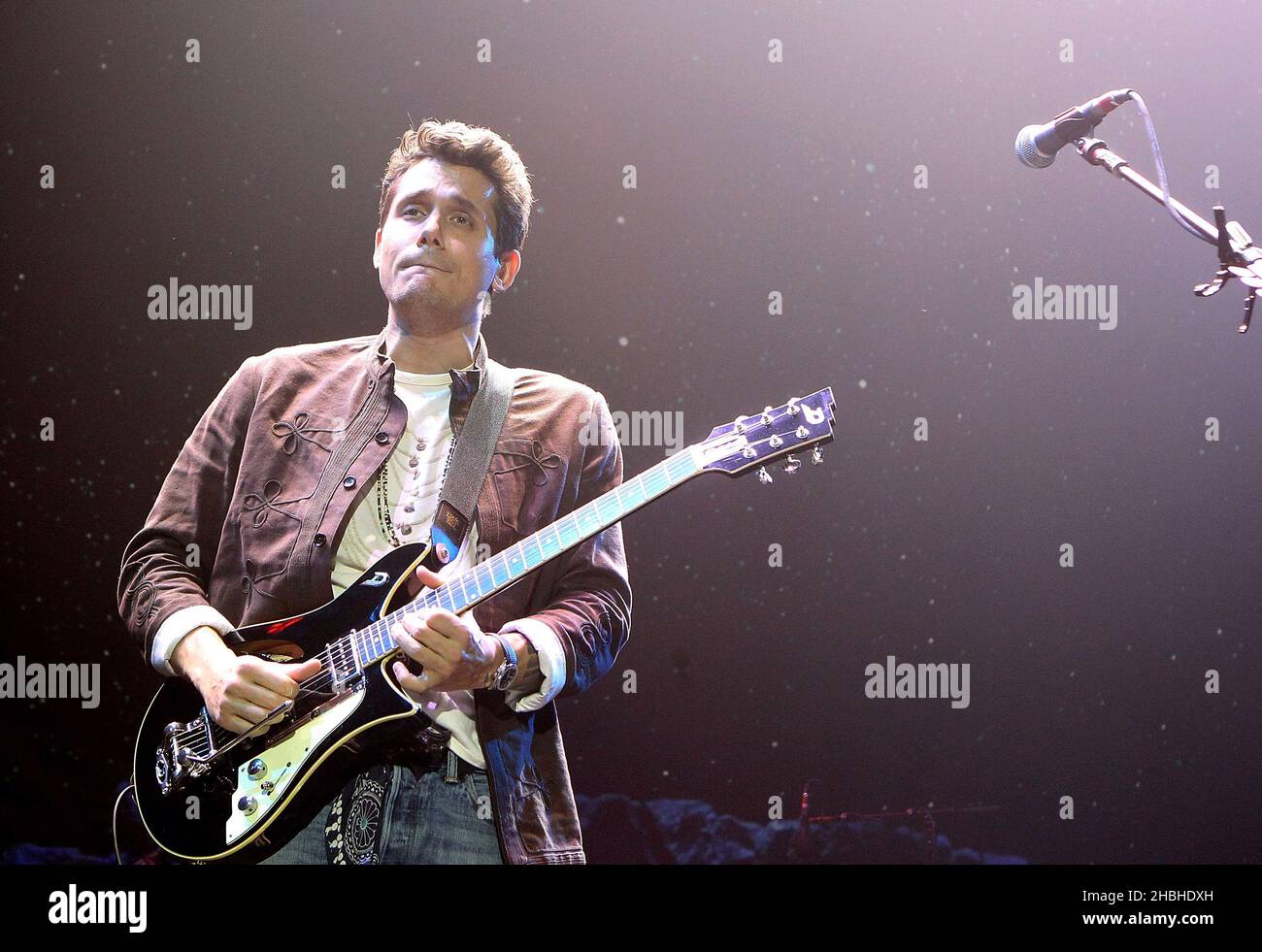 John Mayer performs on stage at the 02 Arena in London Stock Photo - Alamy