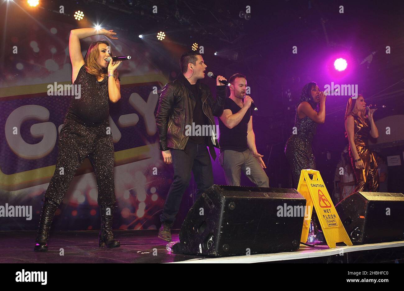 Michelle Heaton, Tony Lundon, Kevin Simm, Kelli Young and Jessica ...