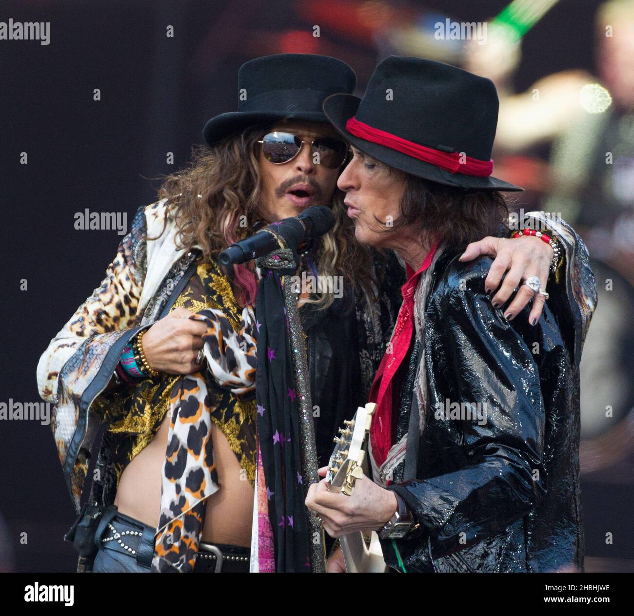 Steven tyler joe perry hi-res stock photography and images - Alamy