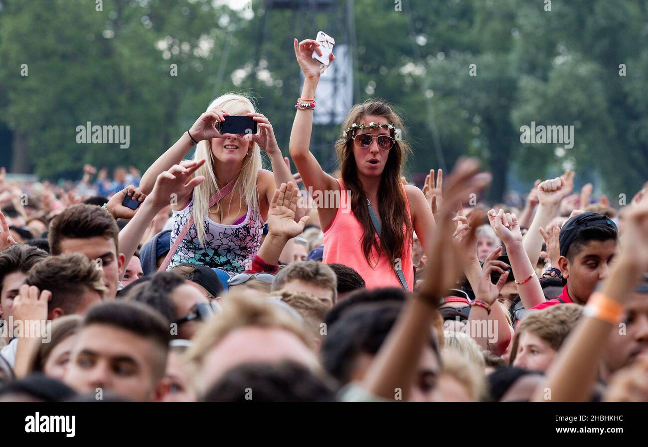 Fans in the crowd at Wireless Festival in Finsbury Park in London Stock ...