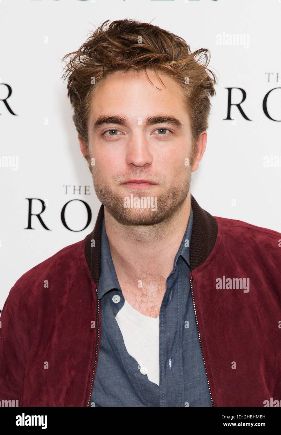 Robert pattinson portrait hi-res stock photography and images - Alamy