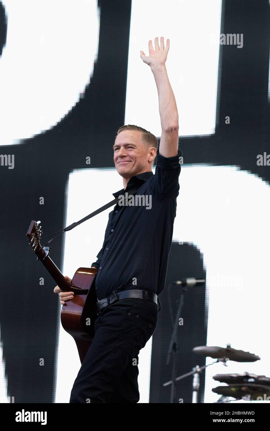 Bryan Adams performing on stage at the Invictus Games Closing Ceremony ...