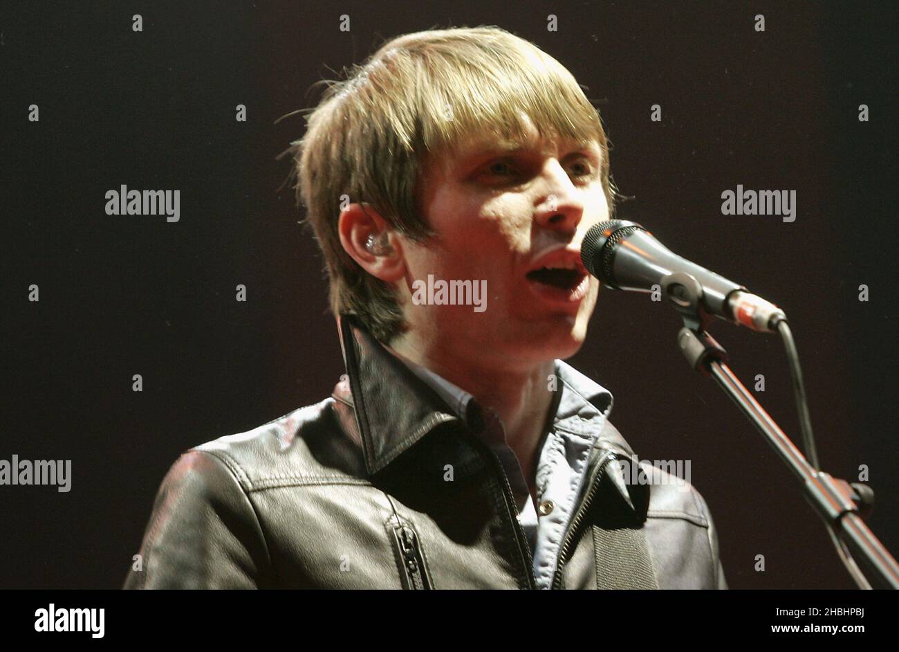 2005 in london alexander kapranos hi-res stock photography and images ...