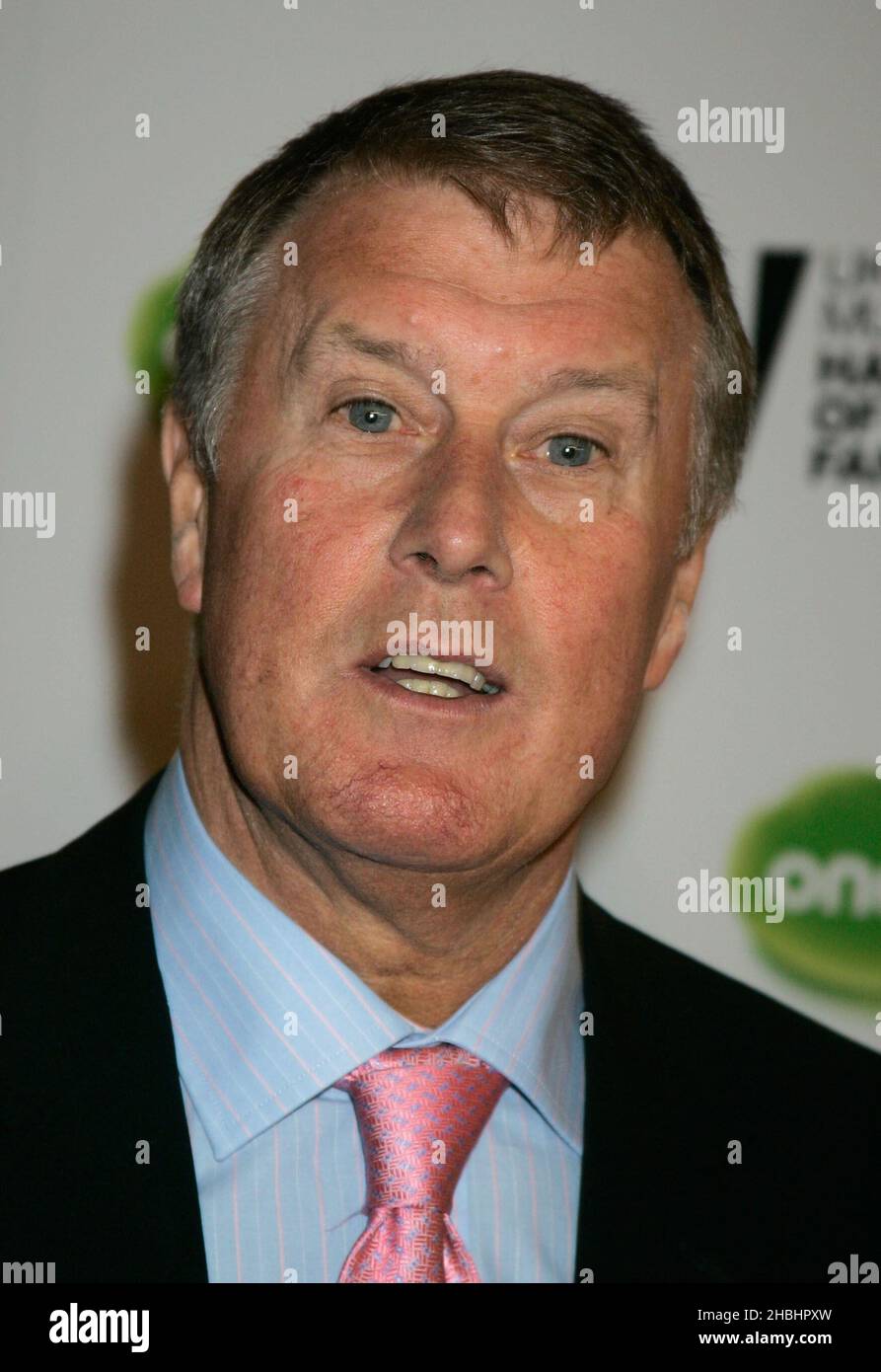 Geoff hurst hi-res stock photography and images - Alamy